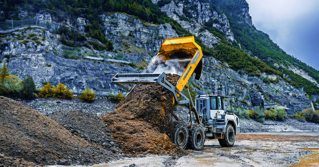 Dumper bewegen große Volumina in kurzer Zeit | Handwerk und Bau